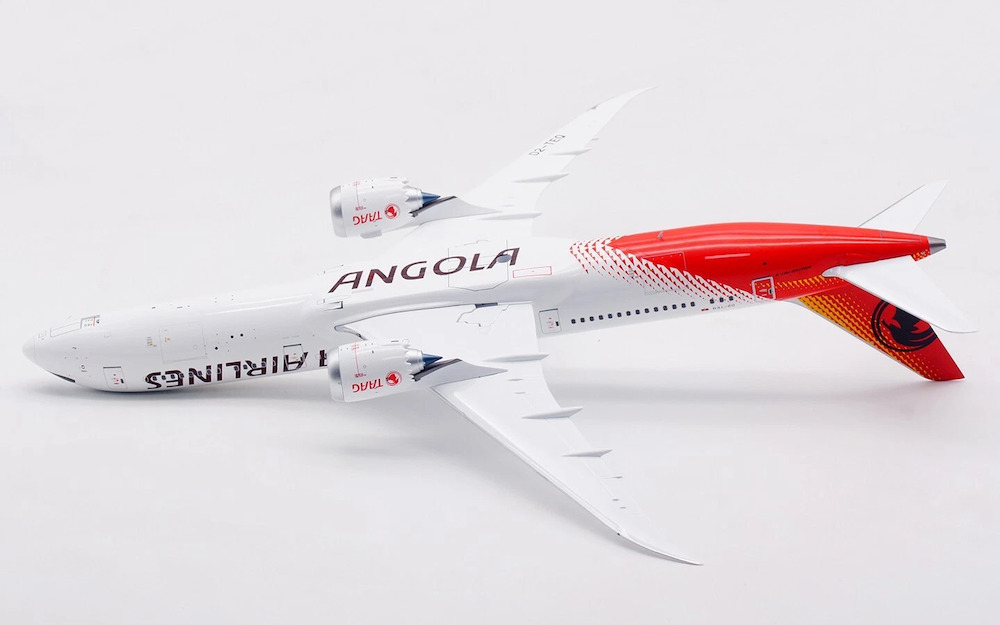 Inflight 200 IF789DT0525 Boeing 787-9 Dreamliner TAAG Angola Airl