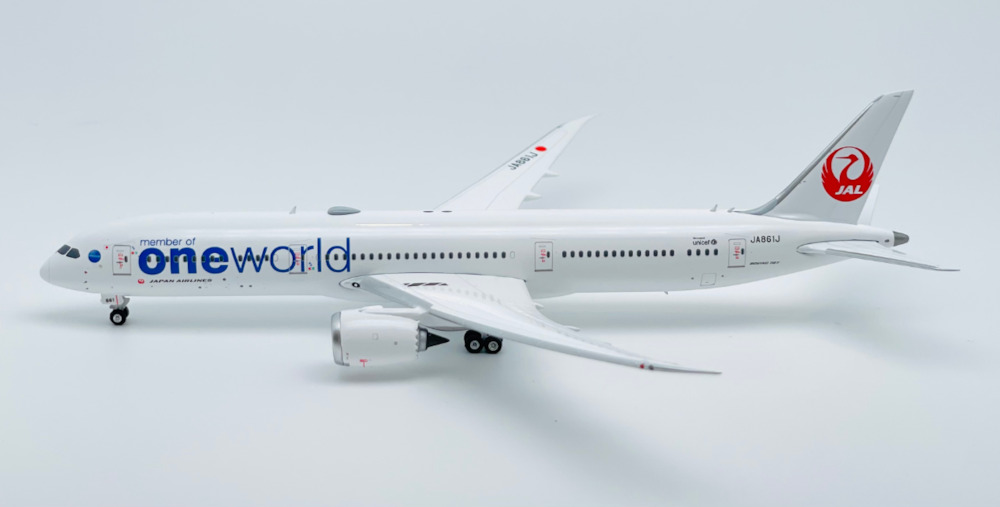 Phoenix-models 04458 Boeing 787-8 Dreamliner JAL One world JA861J